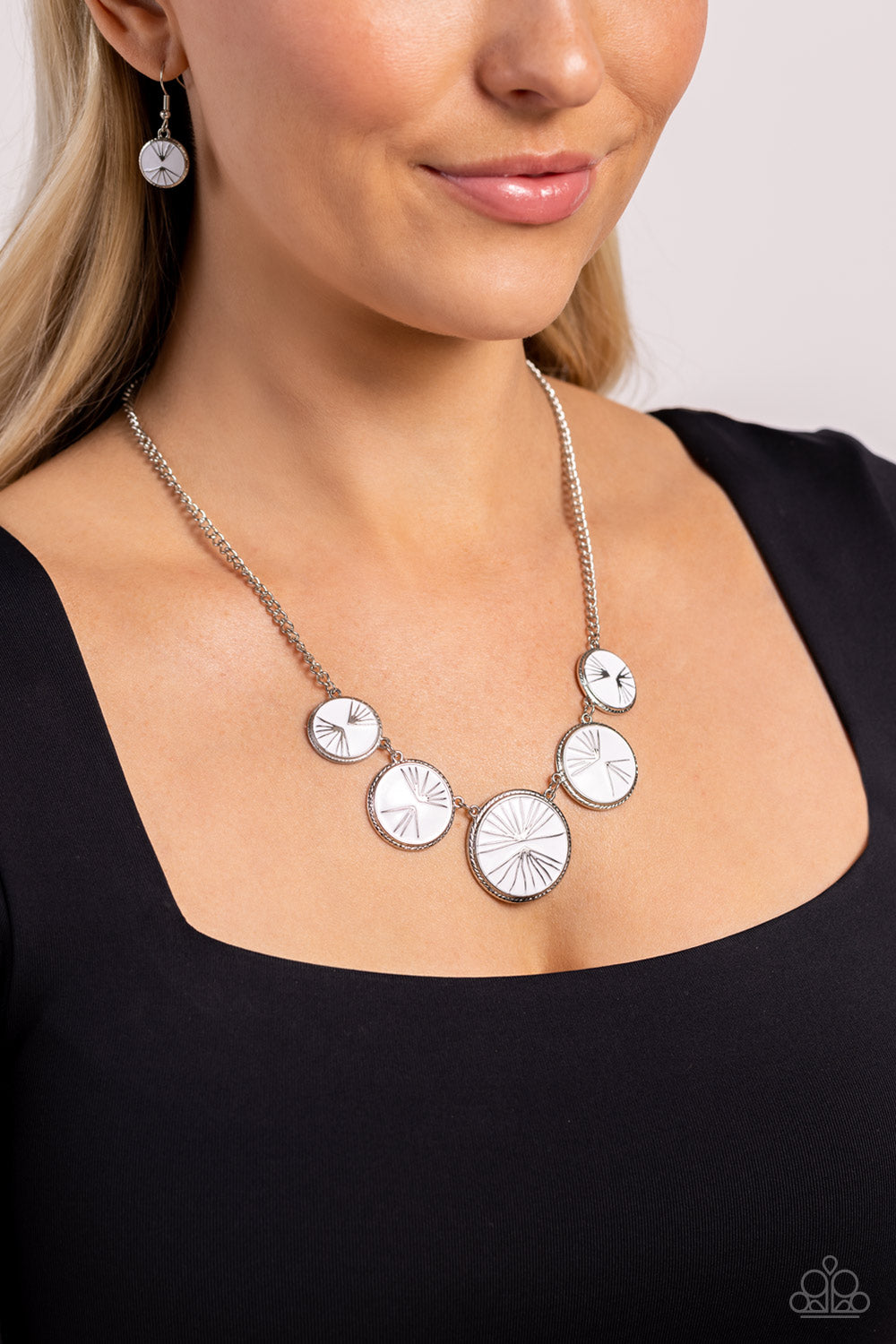 PALM Before the Storm ~ White ~ Paparazzi – Sweetheart Shimmer